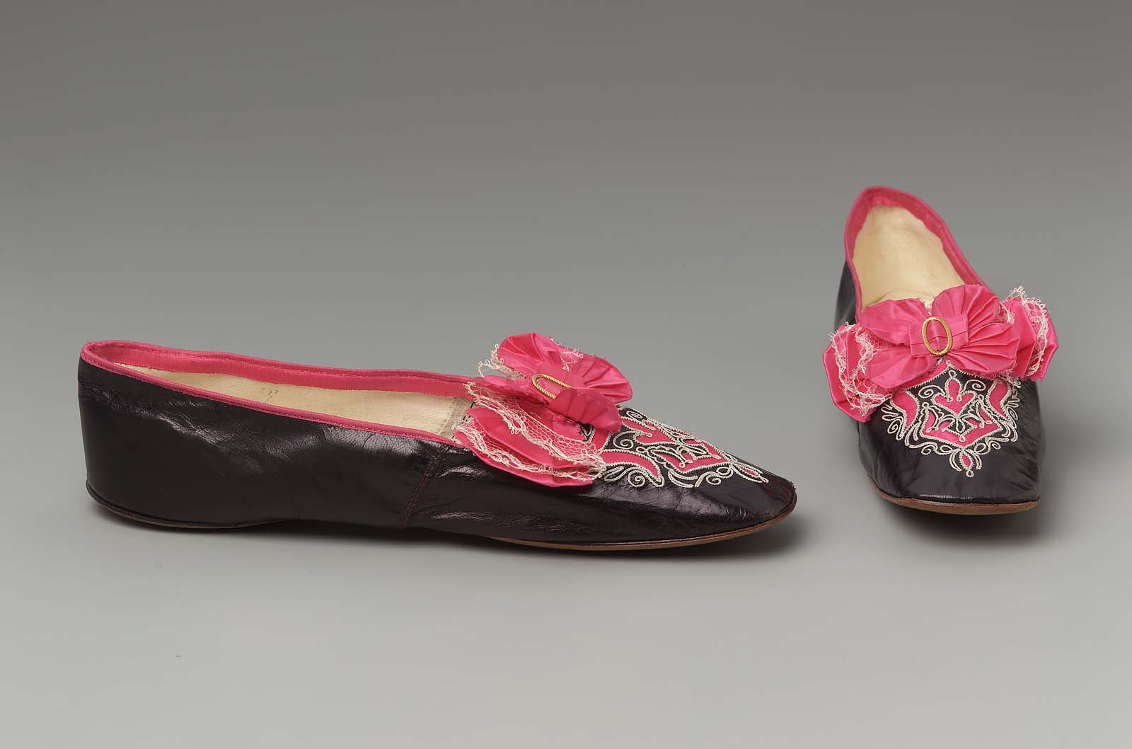Creative Cockades: Victorian Shoe Rosettes