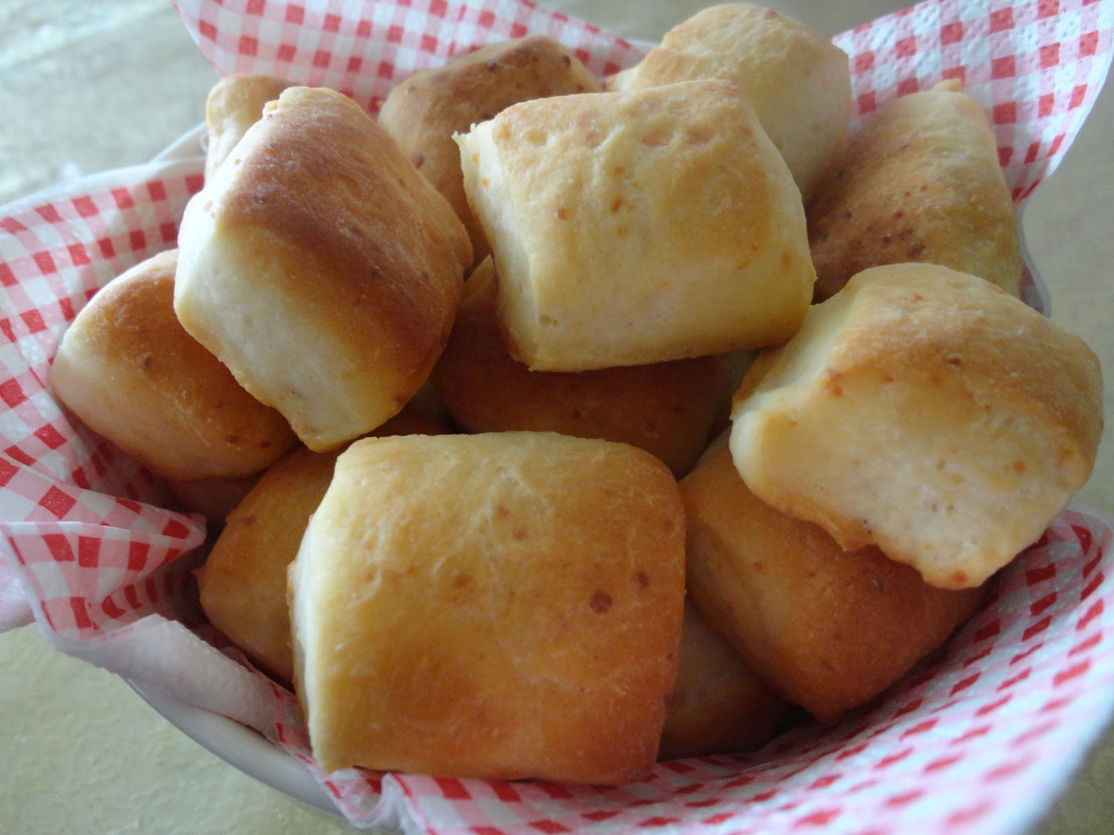 Cook 4 You & Me......: One Bite Cheese Bread