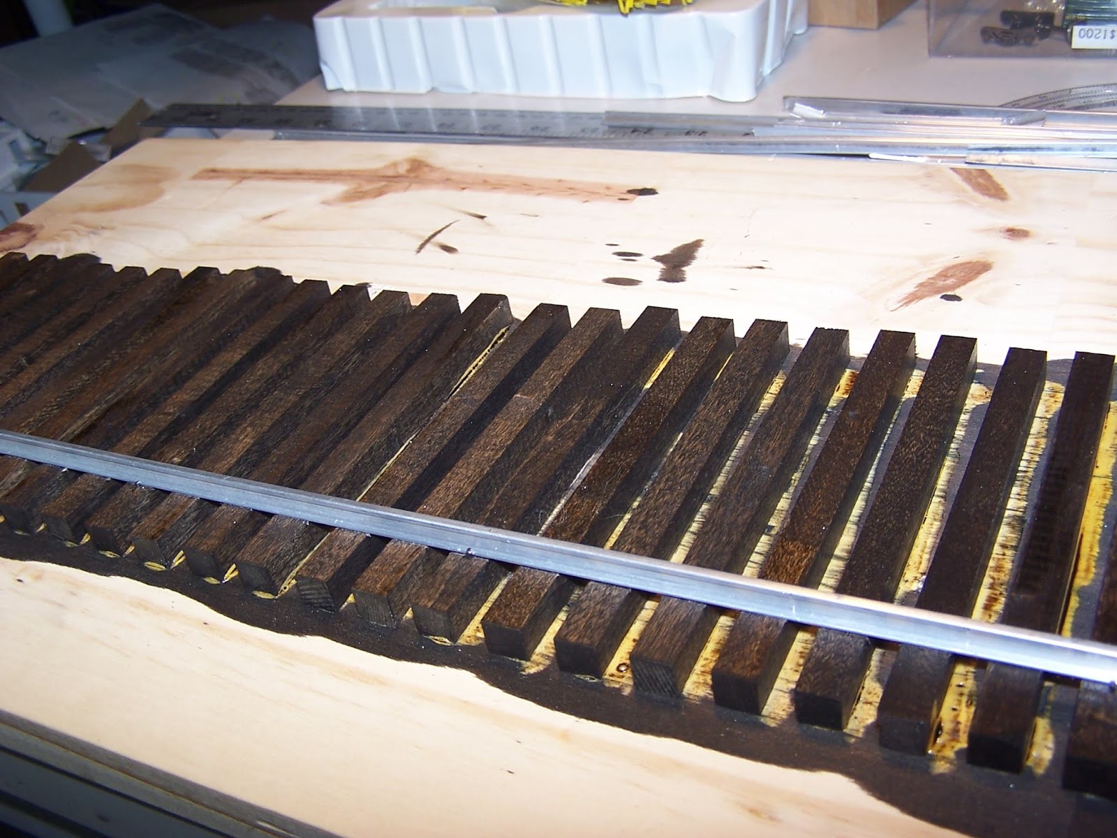 D & H "Colonie Main" layout: Handlaying a Gauntlet Track - 2nd attempt