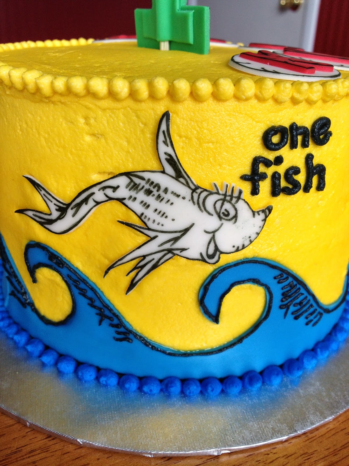 Sugar Love Cake Design: One Fish, Two Fish, Red Fish, Blue Fish