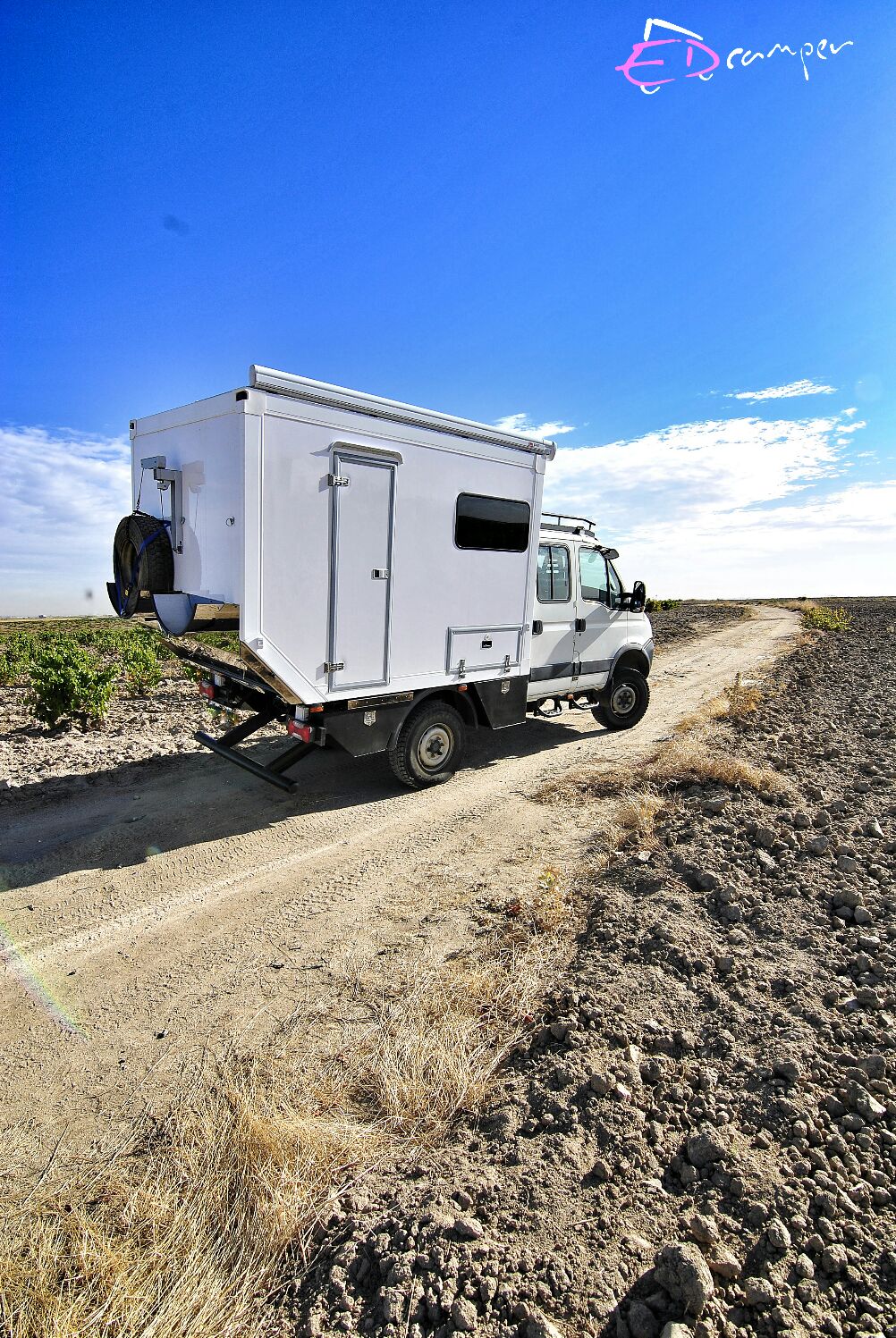 Edcamper: CÉLULA IVECO 4X4