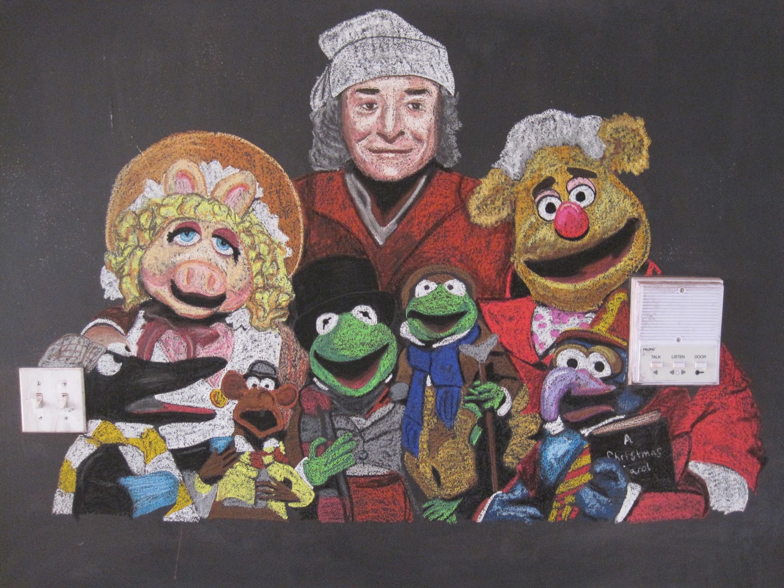 It's a Chalkboard Muralcle!: A Muppet Christmas Carol