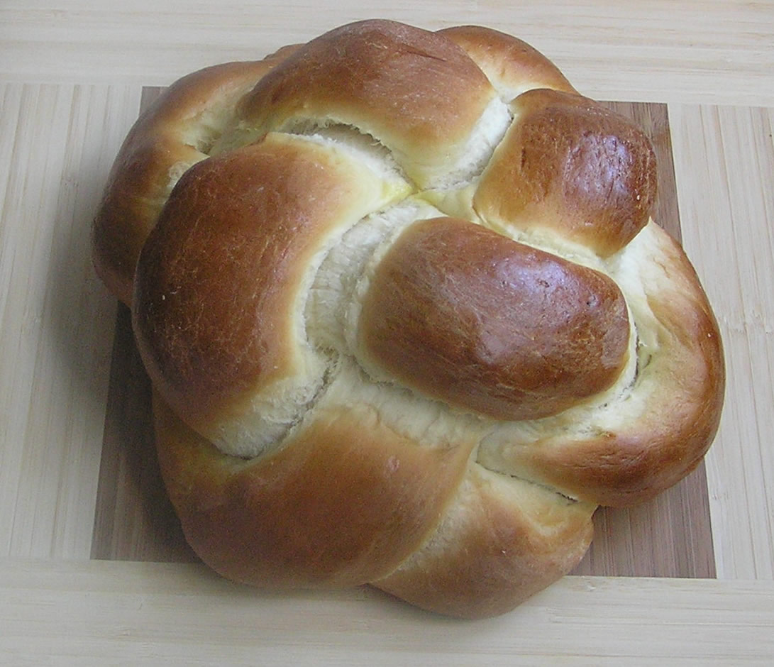 Round Challah ... with a Twist