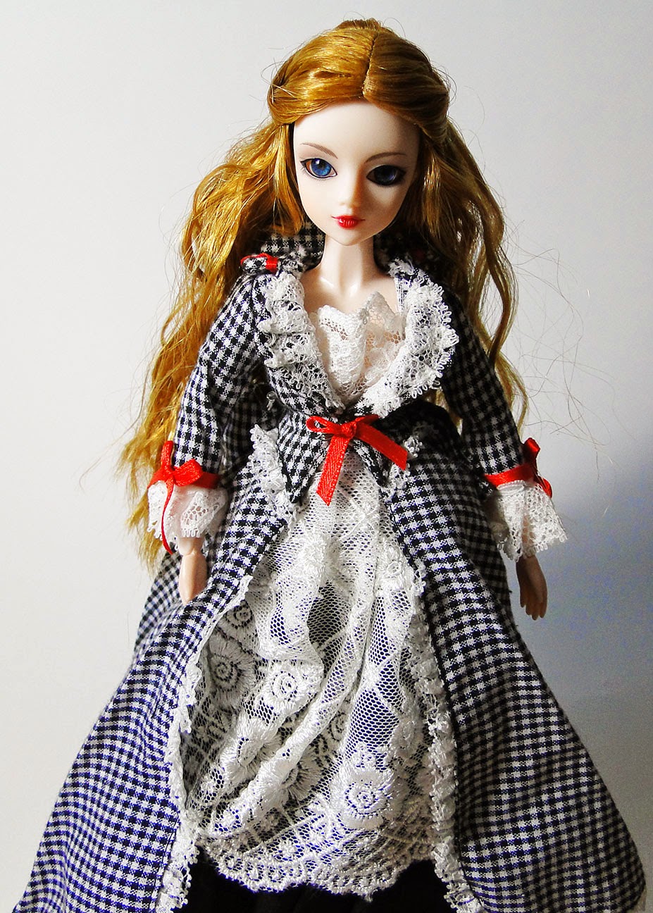 The Doll Garden: J-Doll - Mariya Luiza Review