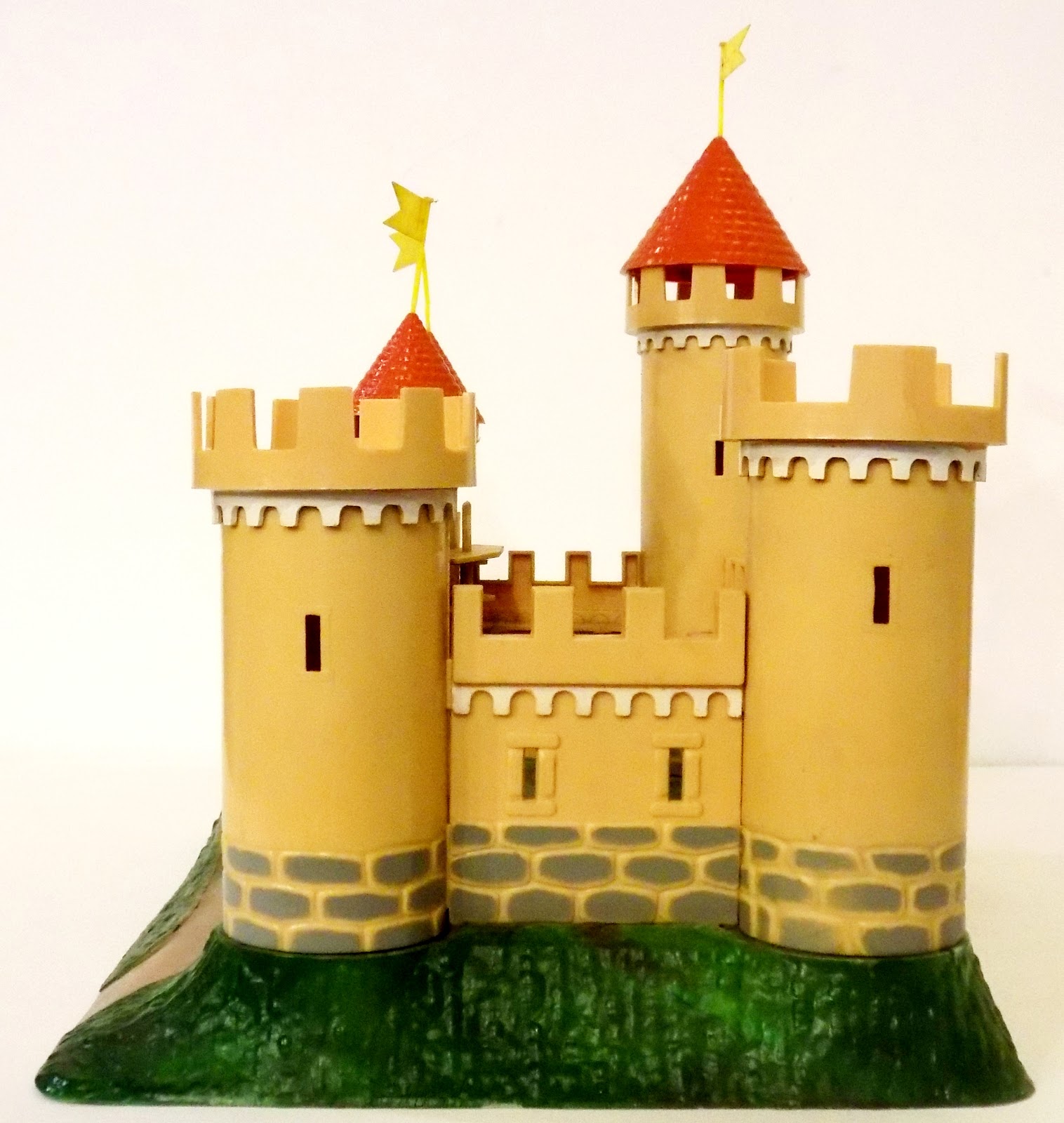 Toys and Stuff: Marx Miniature Knights and Castle Playset - Pt 2