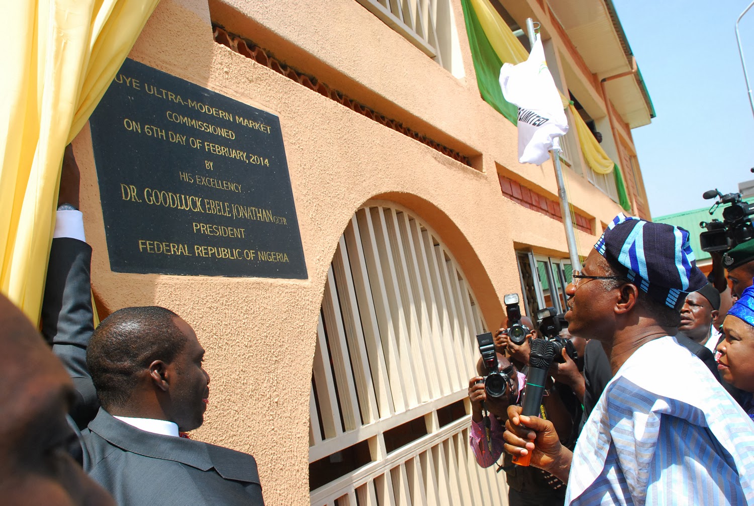 Nigeria Today: Photos: President Jonathan commissions Wuye ...