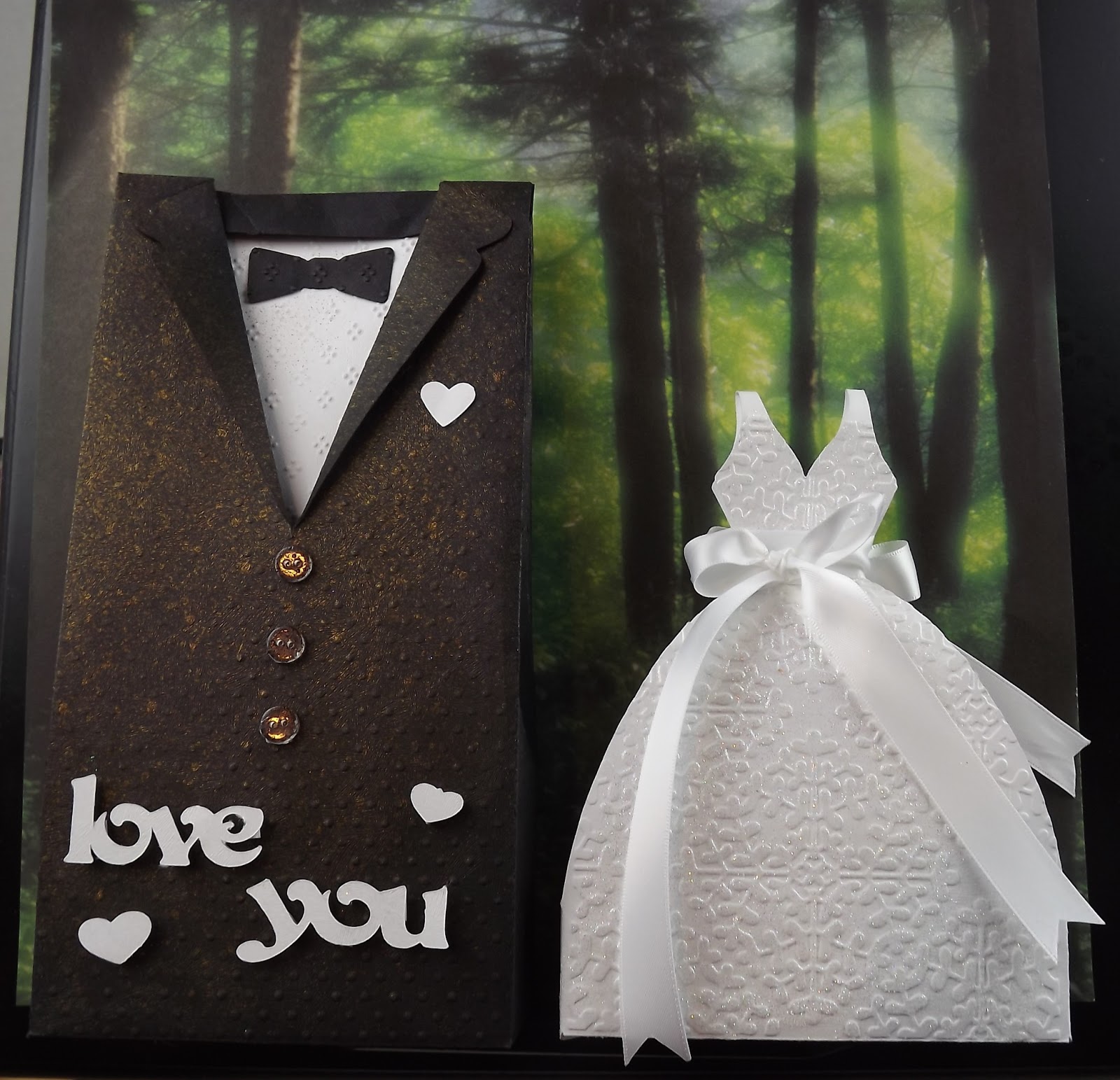 Oh So Many Crafts: Cricut TBBM2 Bride and Groom boxes
