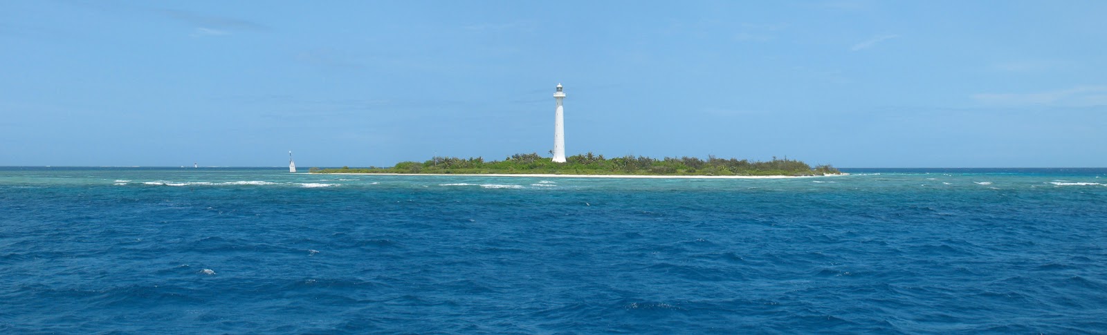 Les Nouveaux Calédoniens !: Il fait toujours plus beau au Phare Amedée!!!