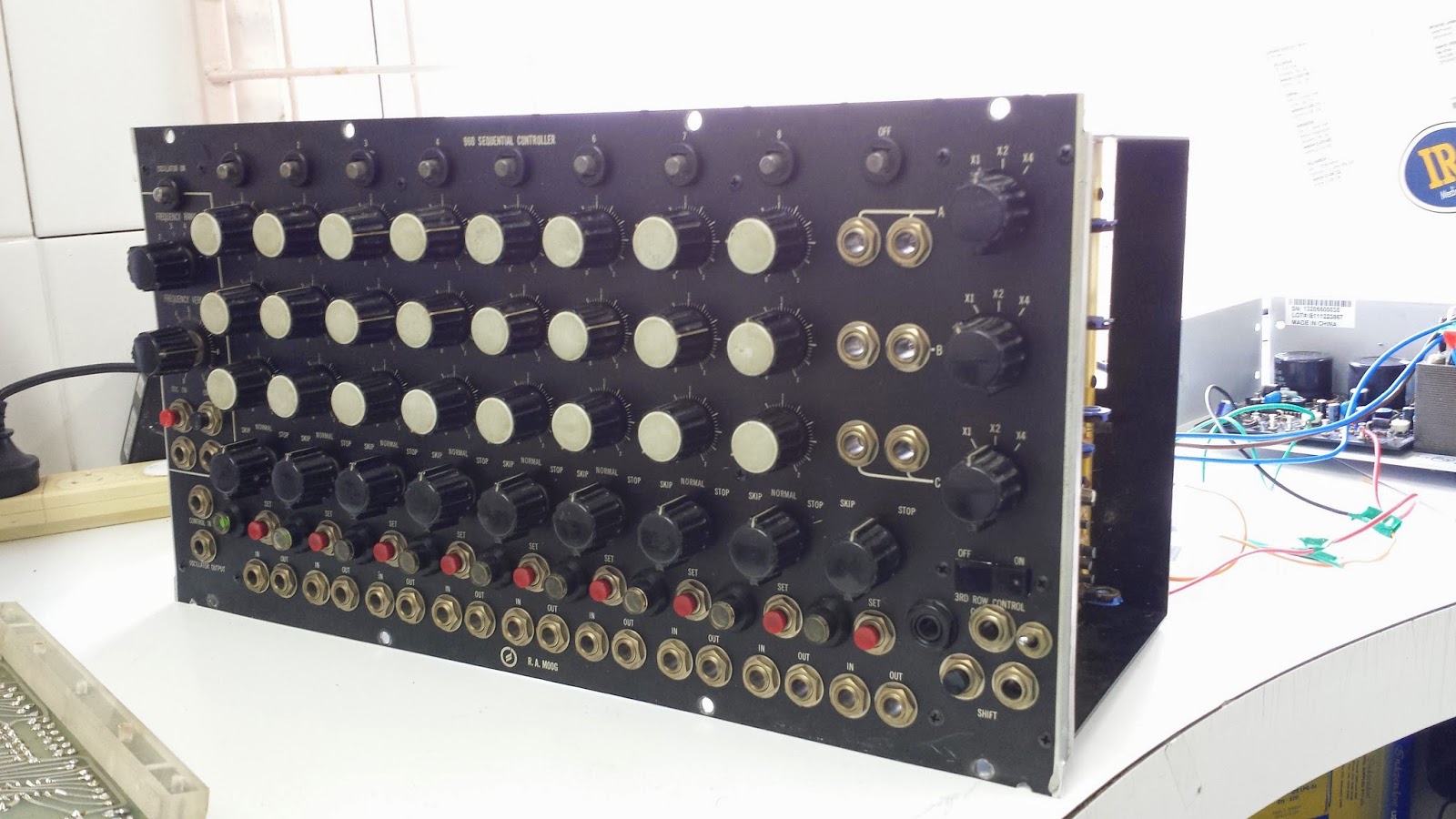 JonDent - Exploring Electronic Music: Moog 960 sequential controller