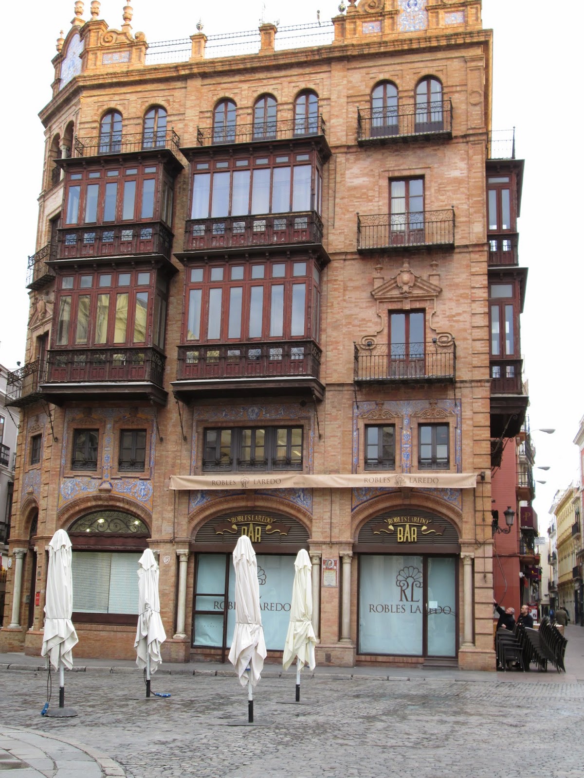 Blog de Roberto Paneque: Mi top ten de la arquitectura regionalista en Sevilla (II)