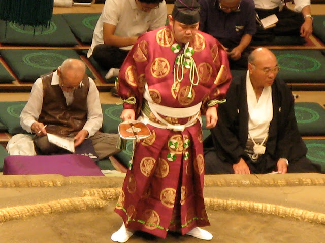 I Love Leg Locks: Introduction to Sumo Part IV-The Gyoji (referee) and ...