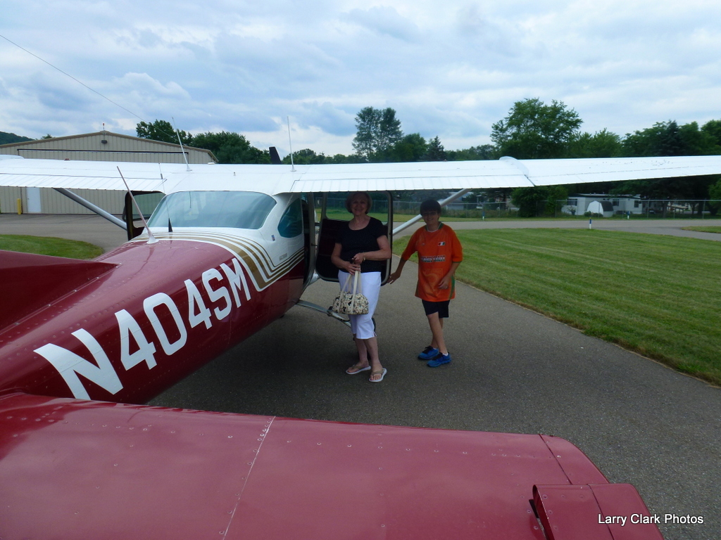 Road Runner: Plane ride & Lunch