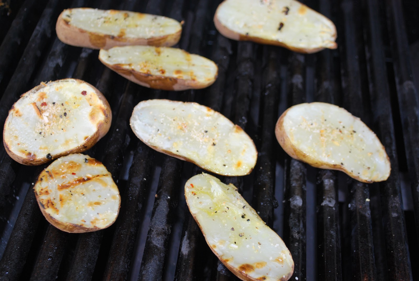 Grilled quick potatoes