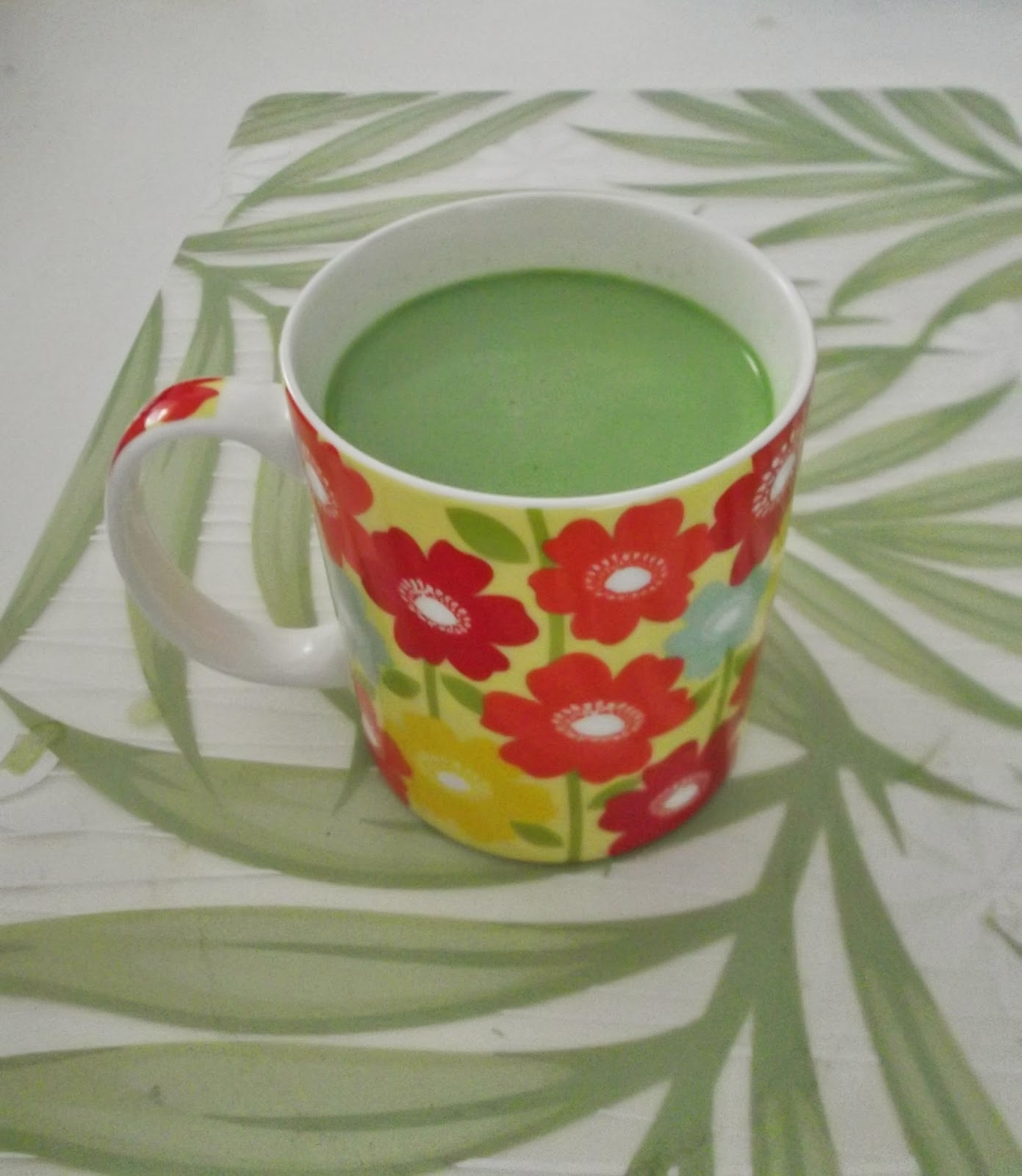 Karuchā Baruchā: Matcha of the Day: Muji instant matcha latte