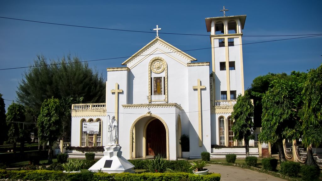 KASAYSAYAN MG DOLORES: HISTORY OF DOLORES EASTERN SAMAR