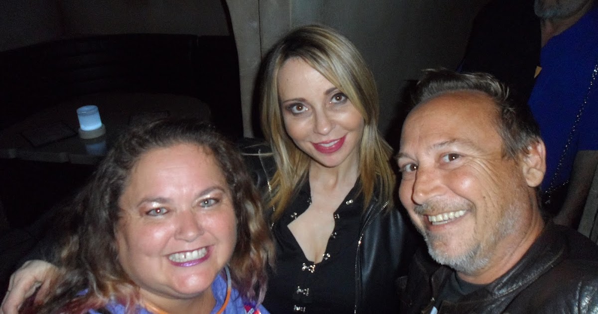 Thinking Pink: Pinky's Fandance - Tara Strong