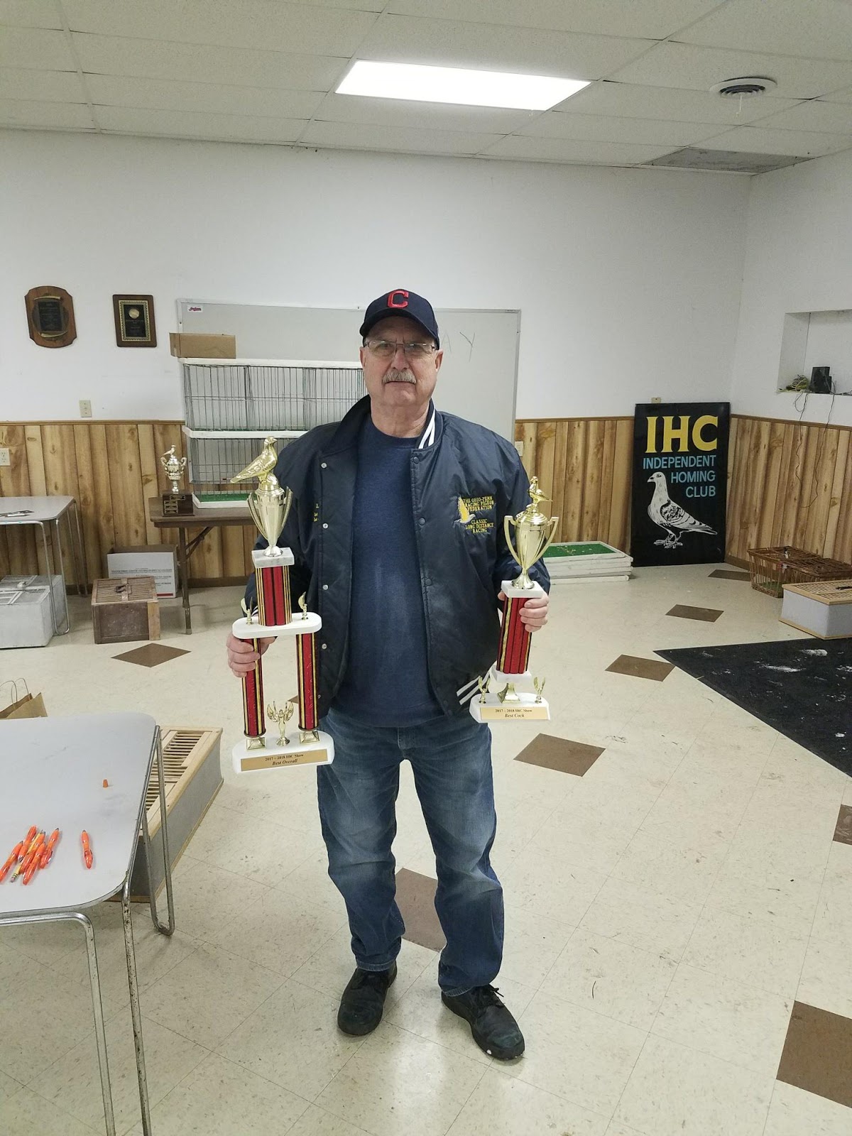 AMERICAN RACING PIGEON UNION: Open Show Hosted By Independent Homing Club