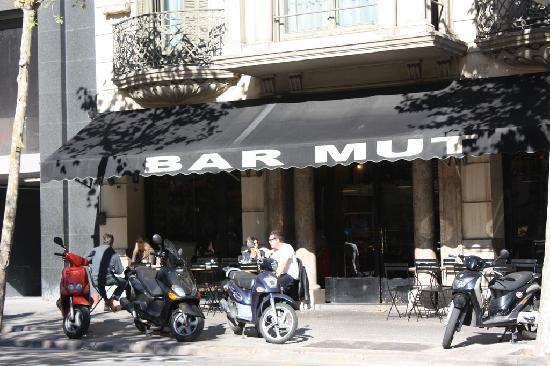 Barcelona – Bar Mut – Do Pão do Caviar – Gastronomia e Viagens