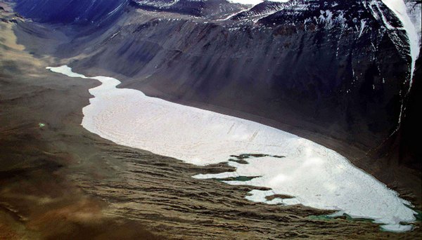 Maalie: Maalie in Antarctica