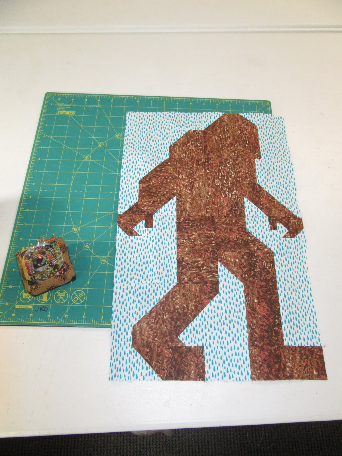 rogue quilter: All God's Critters Got a Place In The Choir (really long ...