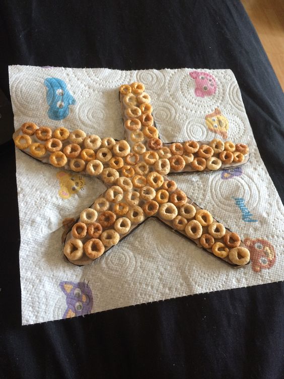 Ladybird's Activities for Kids: 5 Easy Cheerio Activities for Kids!