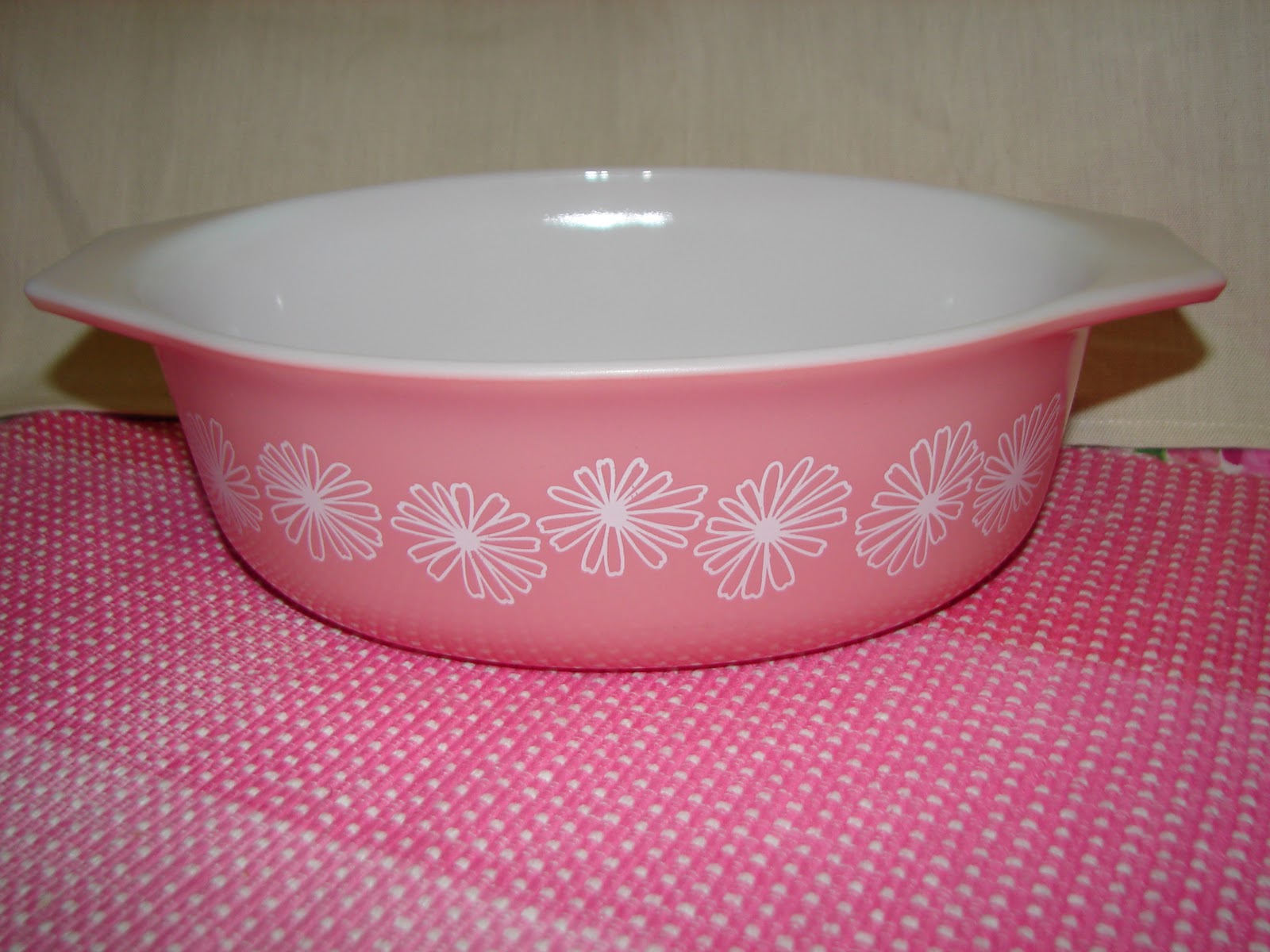 Pyrex Collective II: Daisy Pink Pyrex....