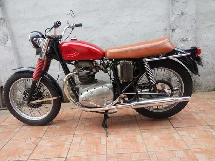 Dijual Motor Tua bsa a65, tahun 1965,650cc,np,siap pakai harga 85jt hub ...