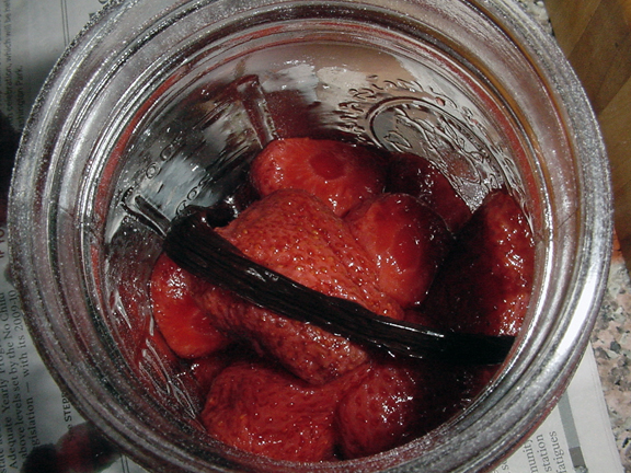 Eating Floyd...: Preserving Floyd: Strawberries! Part II Whole ...