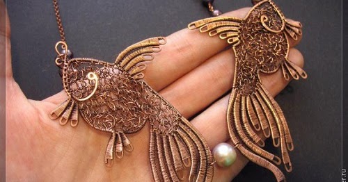 Wirewoven and Crochet Goldfish Necklace Tutorial / The Beading Gem