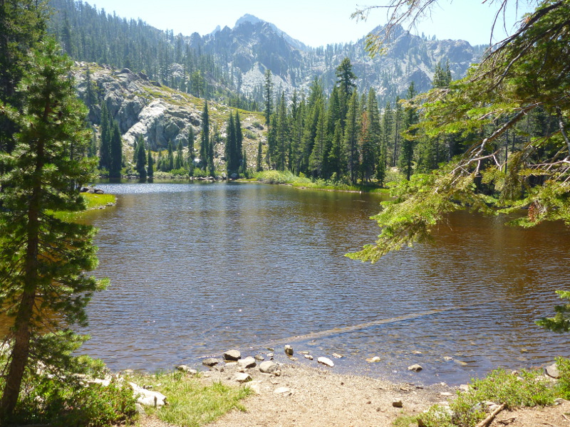 Trailing Ahead: Tamarack Lakes via Sardine Overlook