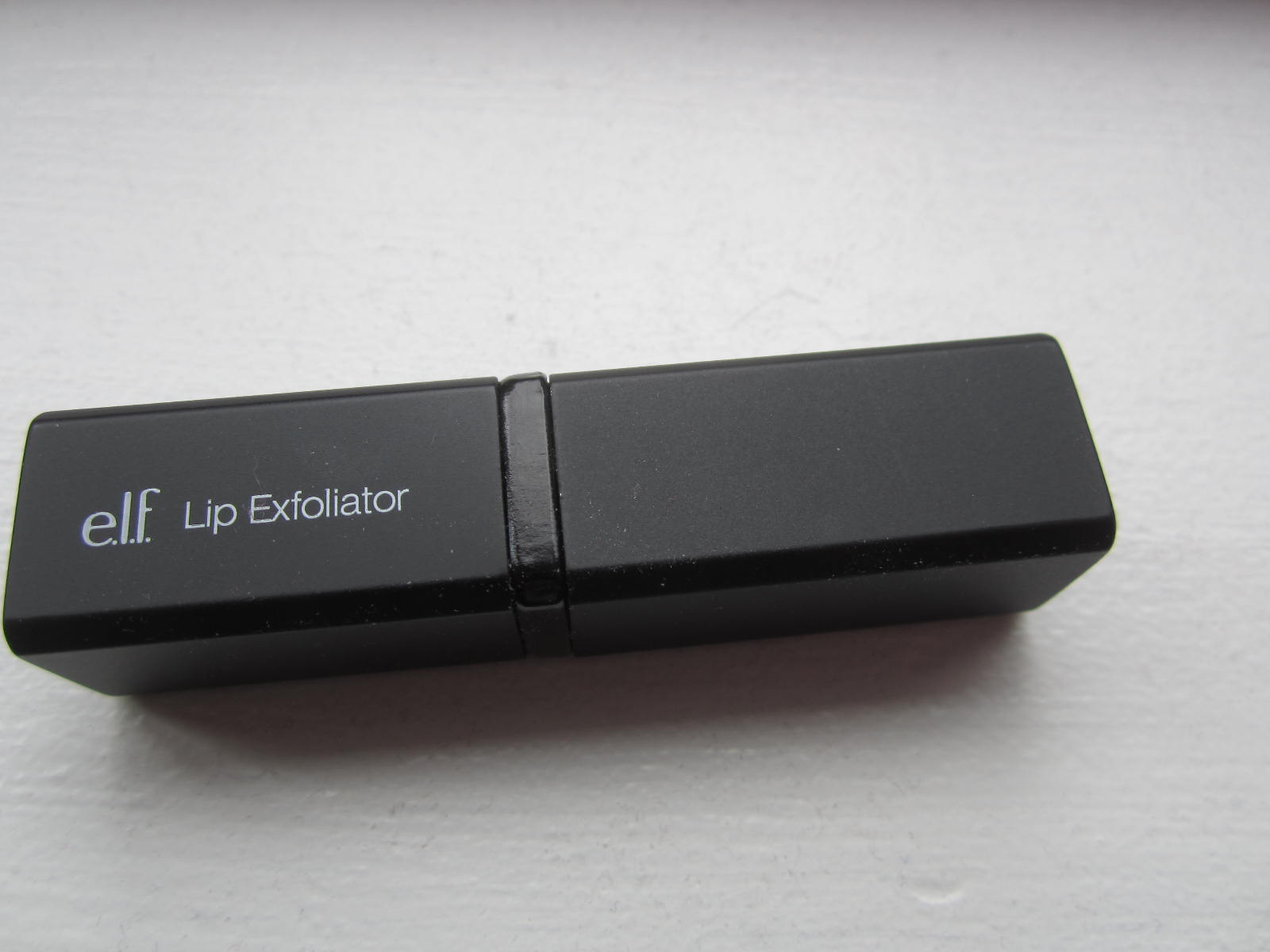 ELF Studio Lip Exfoliator Review — Raincouver Beauty