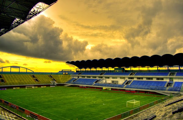 TOP 9 STADIUM IN INDONESIA 2015 ~ And The Story Begins