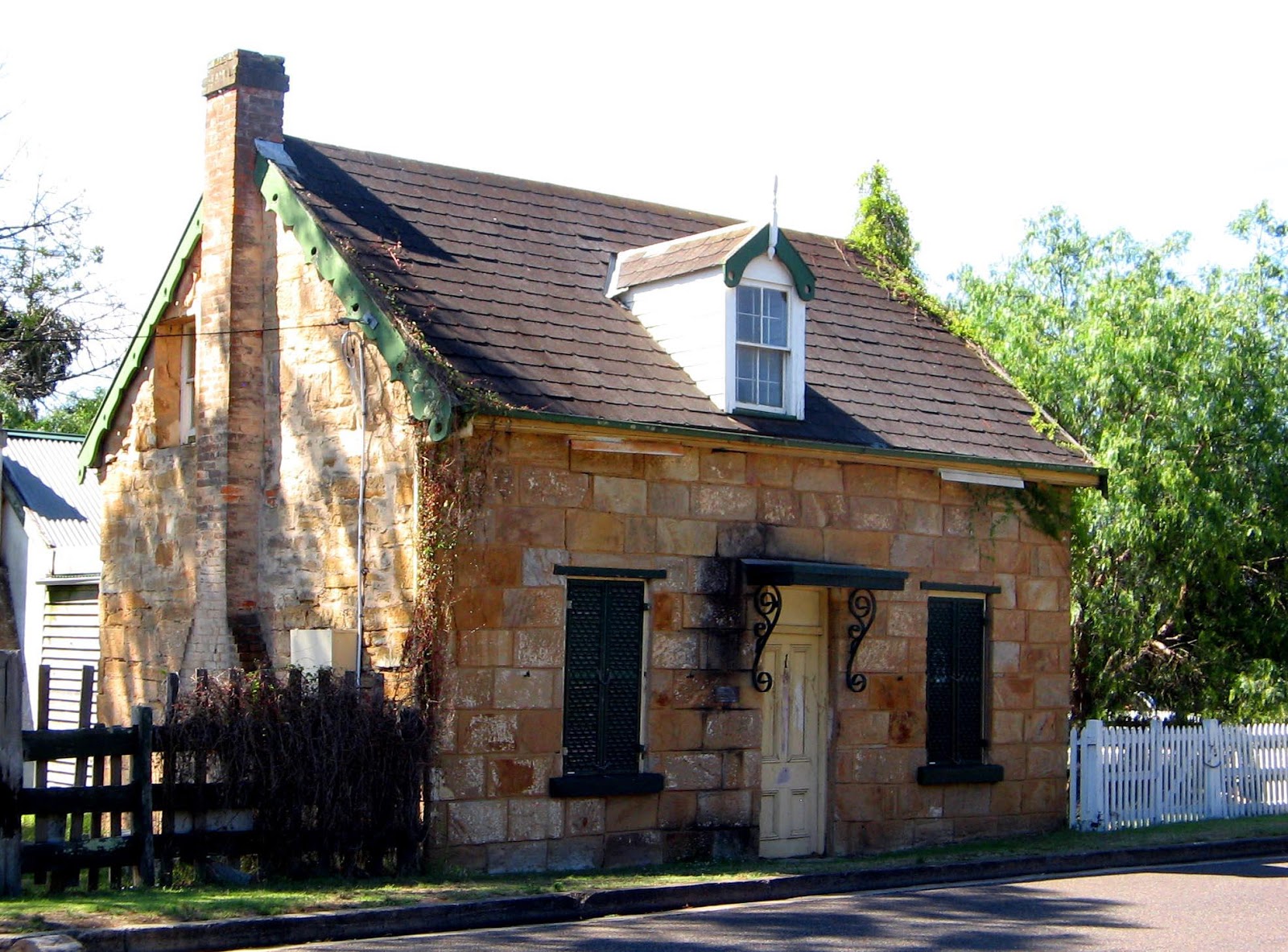 Historical Australian Towns: Campbelltown, NSW: Runaway Livestock and ...