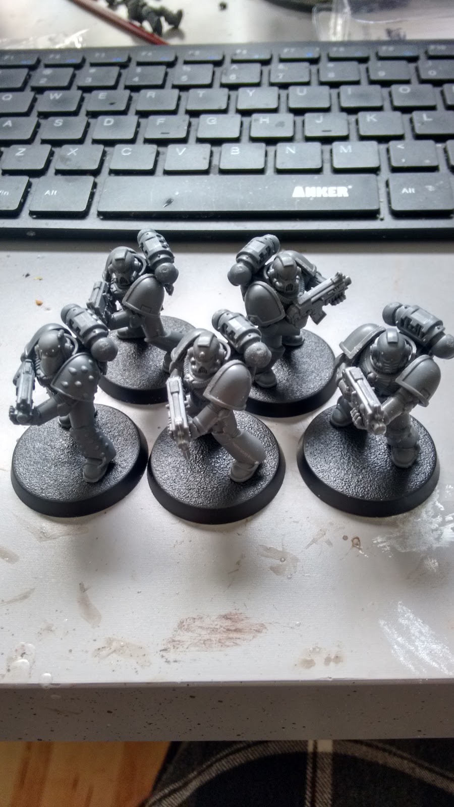 Space Marine Minotaur Chapter Painting Project : GRIM DARK REALMS