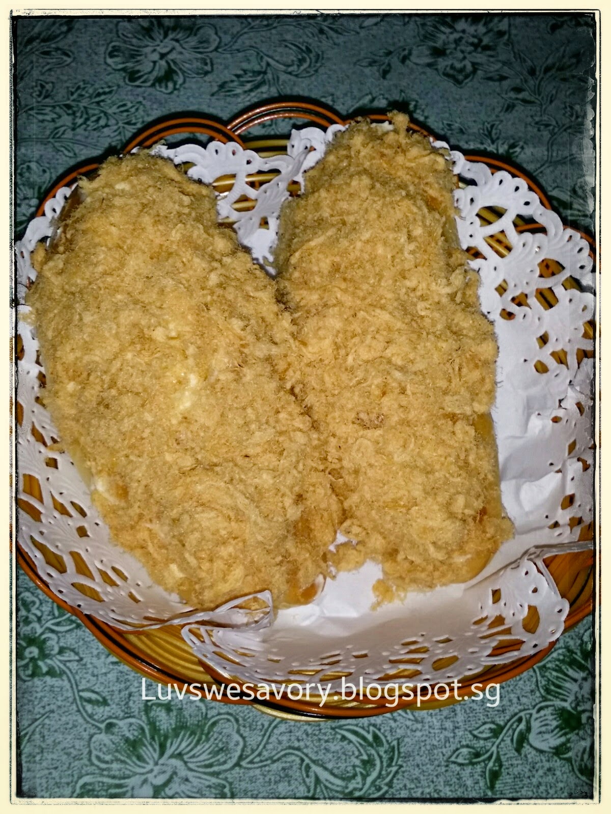 Luvswesavory: Chicken Floss Buns