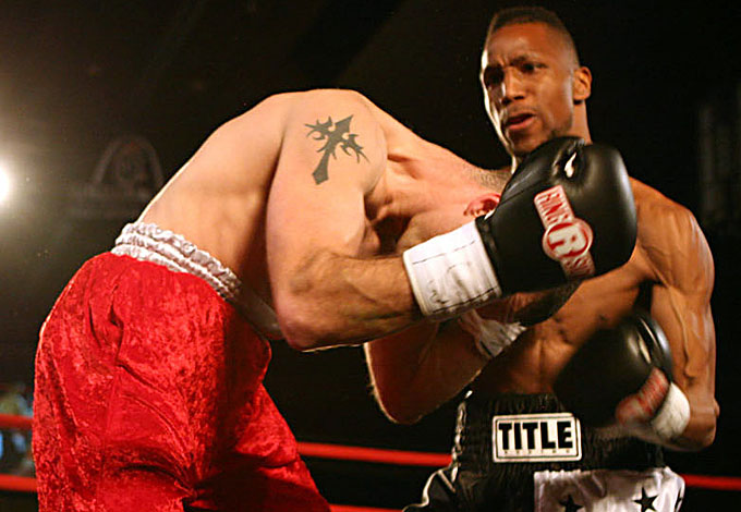 Córner do Leão: Nova geração Spinks vence no ringue