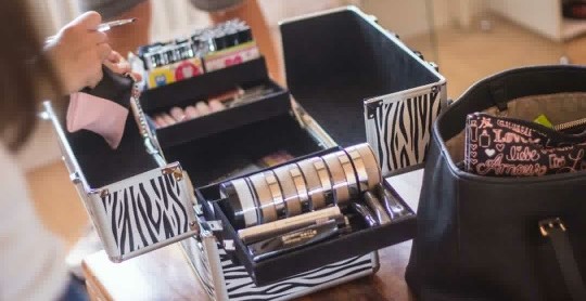 dreab - Make Up Artist Andrea Back