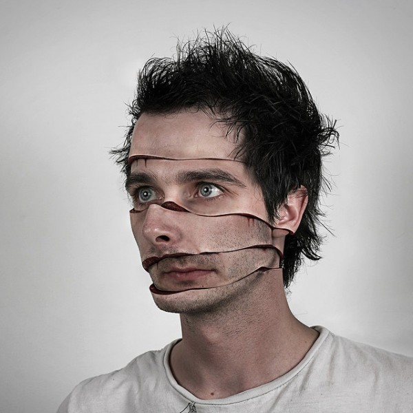 SÁTIRO: ULRIC COLLETTE