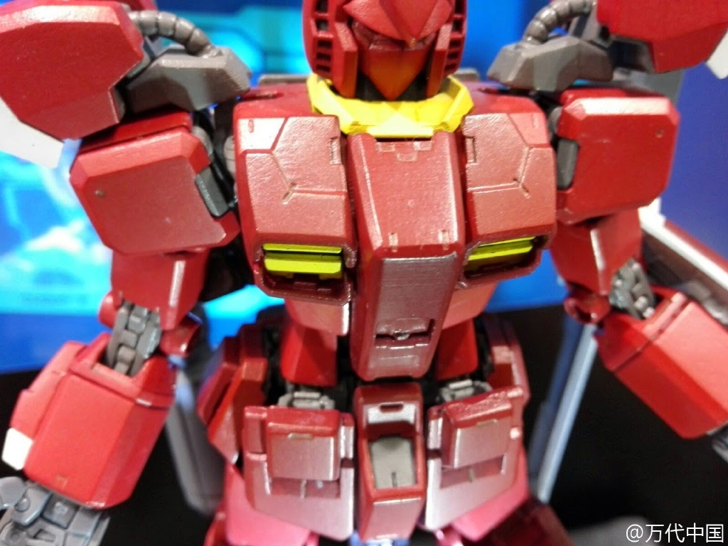MG 1/100 Amazing Red Warrior Exhibited at 54th Shizuoka Hobby Show 2015