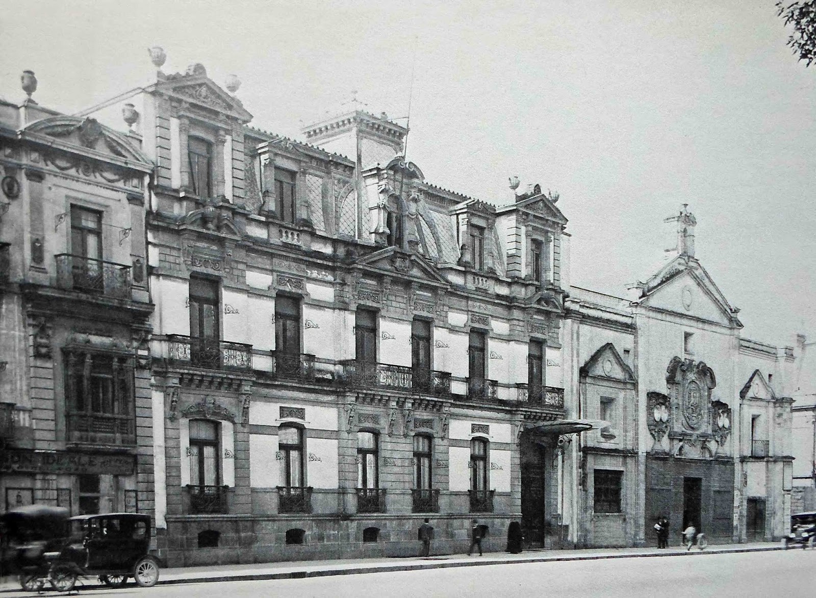 Grandes casas de México: Las casas de don José Yves Limantour Marquet.