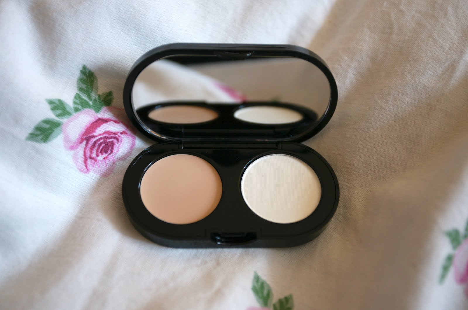 From Natalie: Bobbi Brown Creamy Concealer Kit - Porcelain