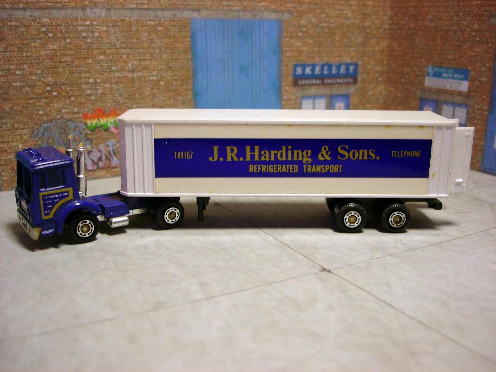 Matchbox Memories: Matchboxon kívüliek: Shinsei No. 67 Mack MC/MR ...