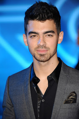 Joe Jonas se prepara para su debut como solista - IBWEB