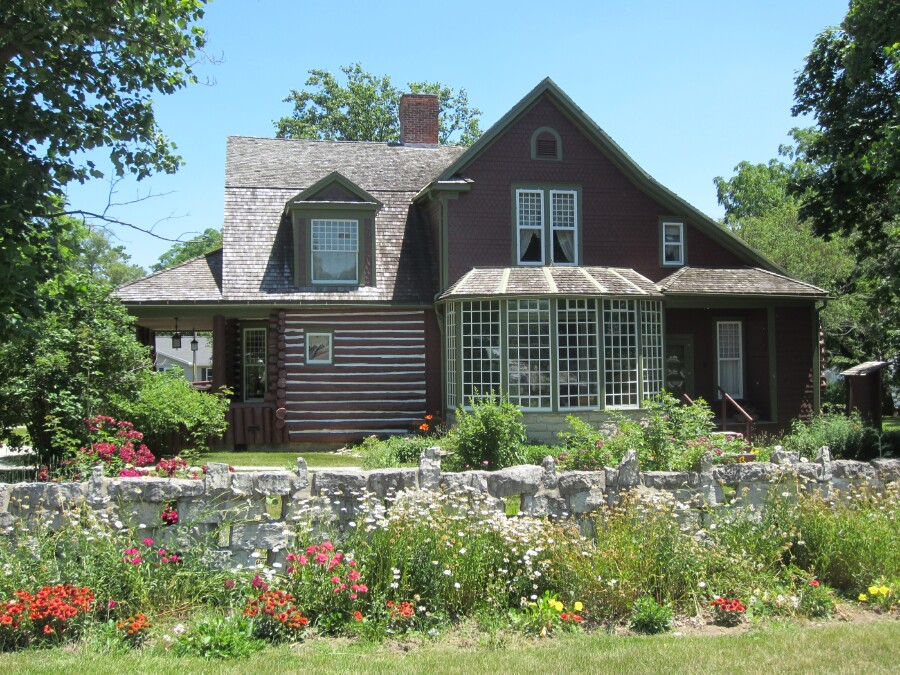 Bird's Yellow House: Loving Limberlost