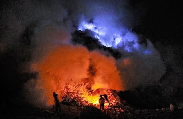 Hidden and little known places: Stunning Electric-Blue Flames Erupt ...