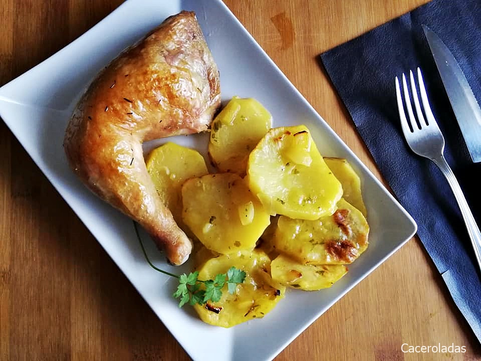 Pollo asado con patatas a la importancia | Caceroladas