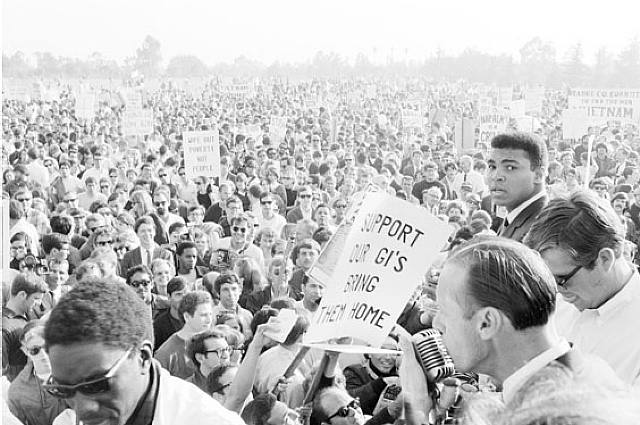 Ballin' With History: Muhammad Ali; The Activist