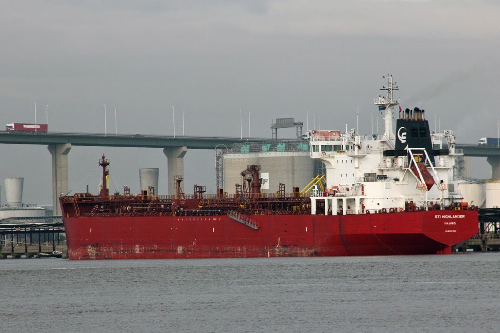 UK Shipping: STI HIGHLANDER at Vopak 05/12/2014