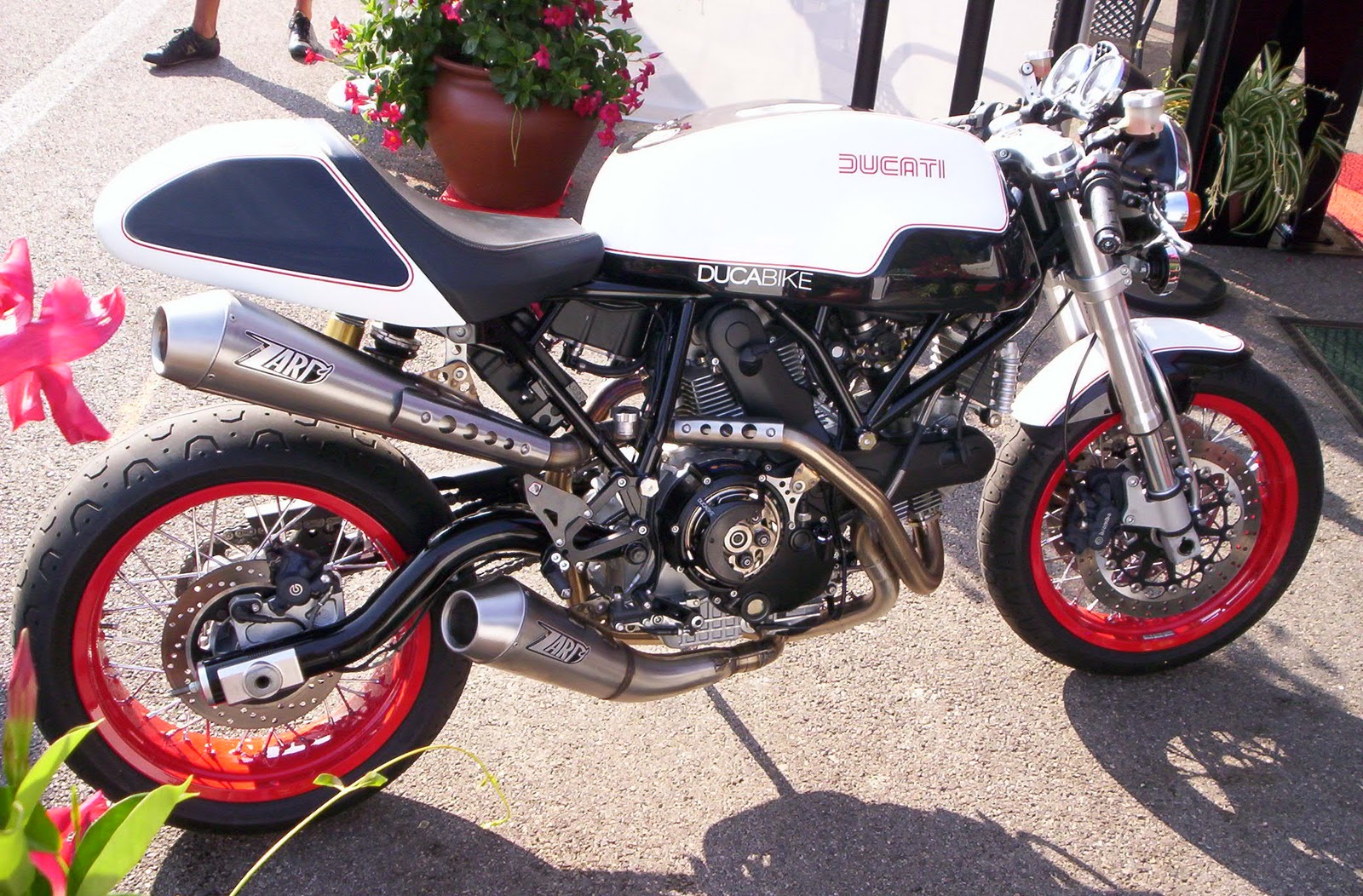 Bray Hill: Ducati Sport 1000 special ducabike