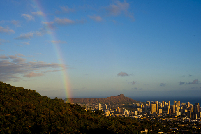 Elyse Butler Mallams - Hawaii Photographer: Diamond Head Rainbow